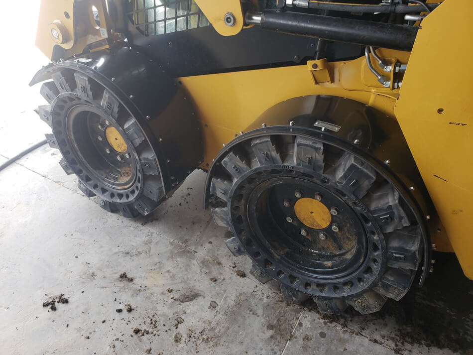 Caterpillar Fenders | D-Fender | De Forest, WI | Custom Fenders for ...