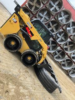 Gallery | D-Fender | De Forest, WI | Custom Fenders for Skid Loaders