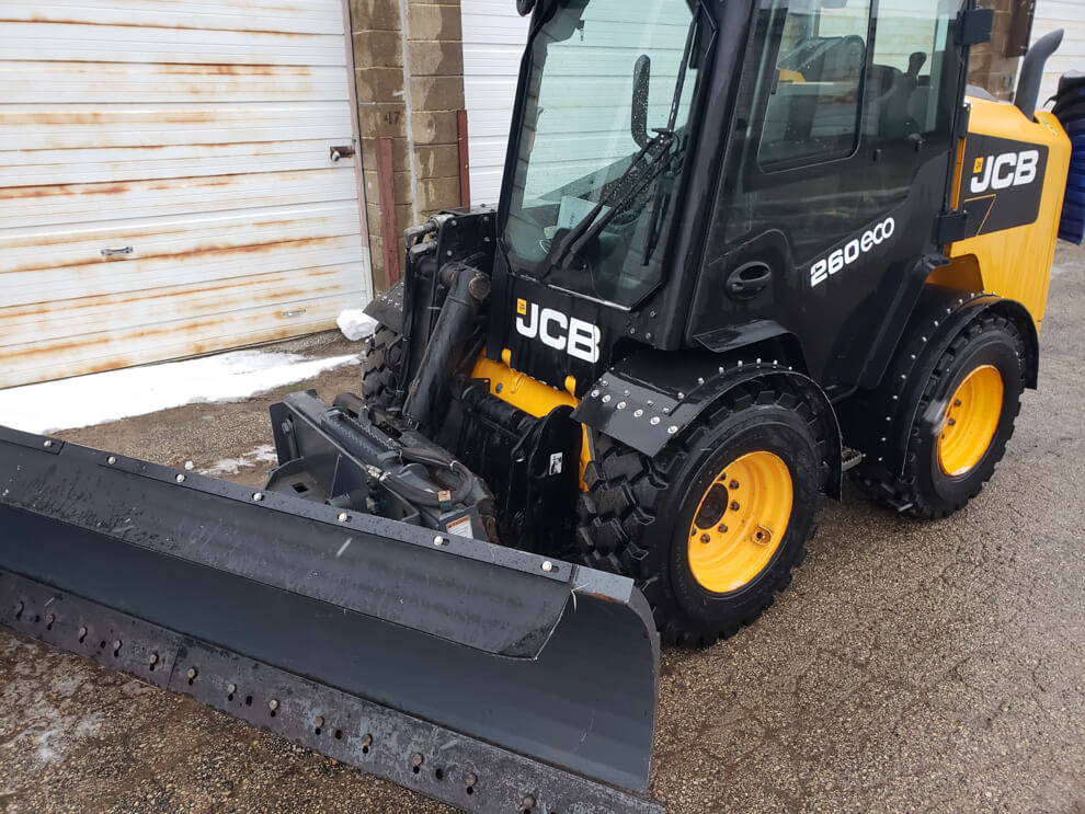 JCB Fenders | D-Fender | De Forest, WI | Custom Fenders for Skid Loaders