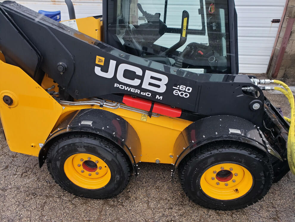 JCB Fenders | D-Fender | De Forest, WI | Custom Fenders for Skid Loaders