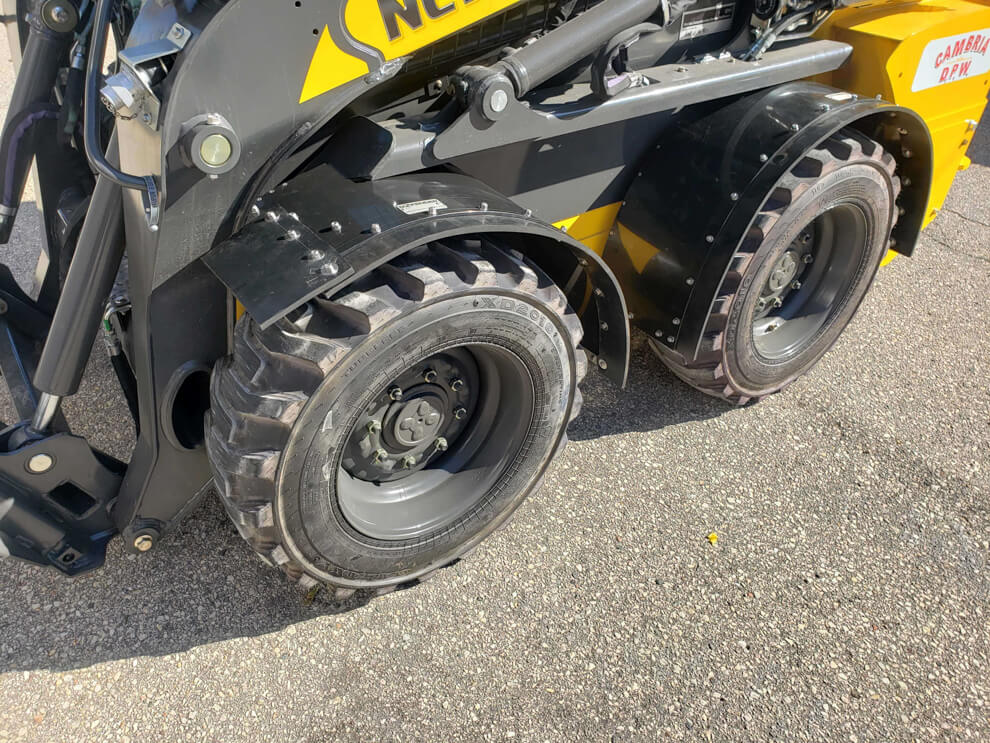 New Holland Fenders | D-Fender | De Forest, WI | Custom Fenders for ...